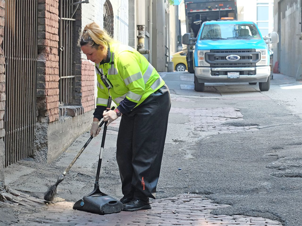 MyNorthwest: Mayor Harrell renews Downtown Seattle ambassador program